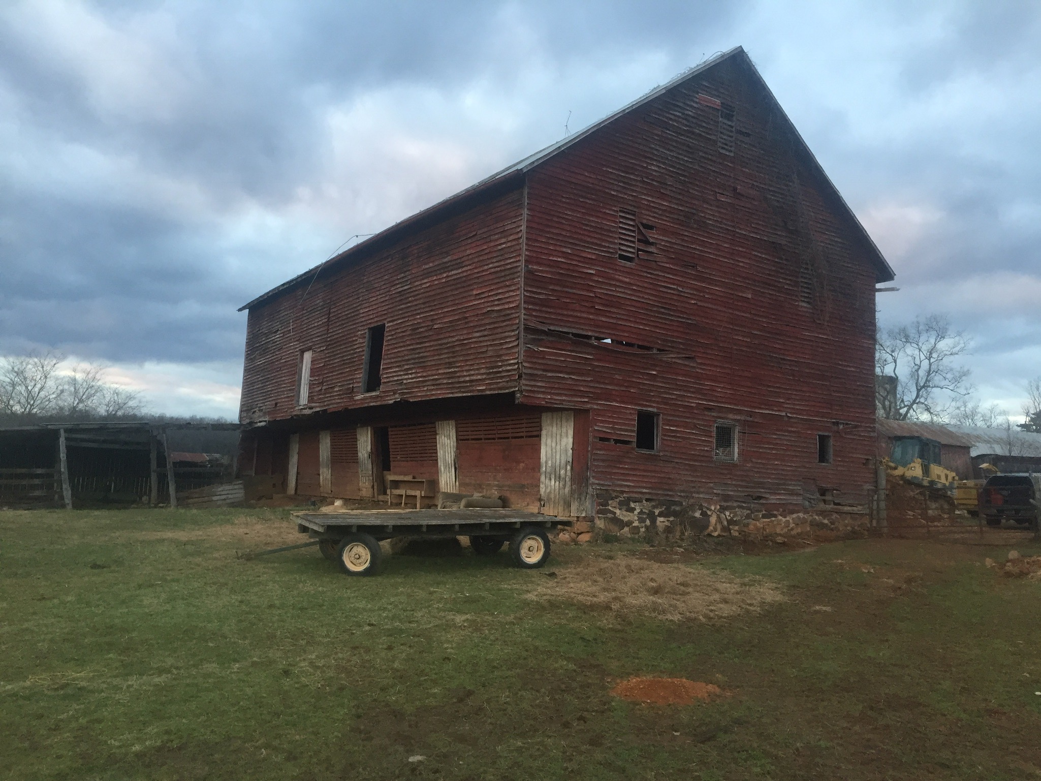 What is a Bank Barn? – Evergreen Bend Farm